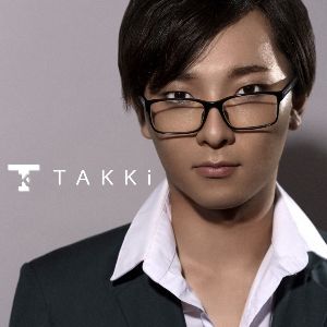 TAKKi（タッキー）| マジシャン出張コンシェルジュ | 驚きだけじゃない深みのあるショー